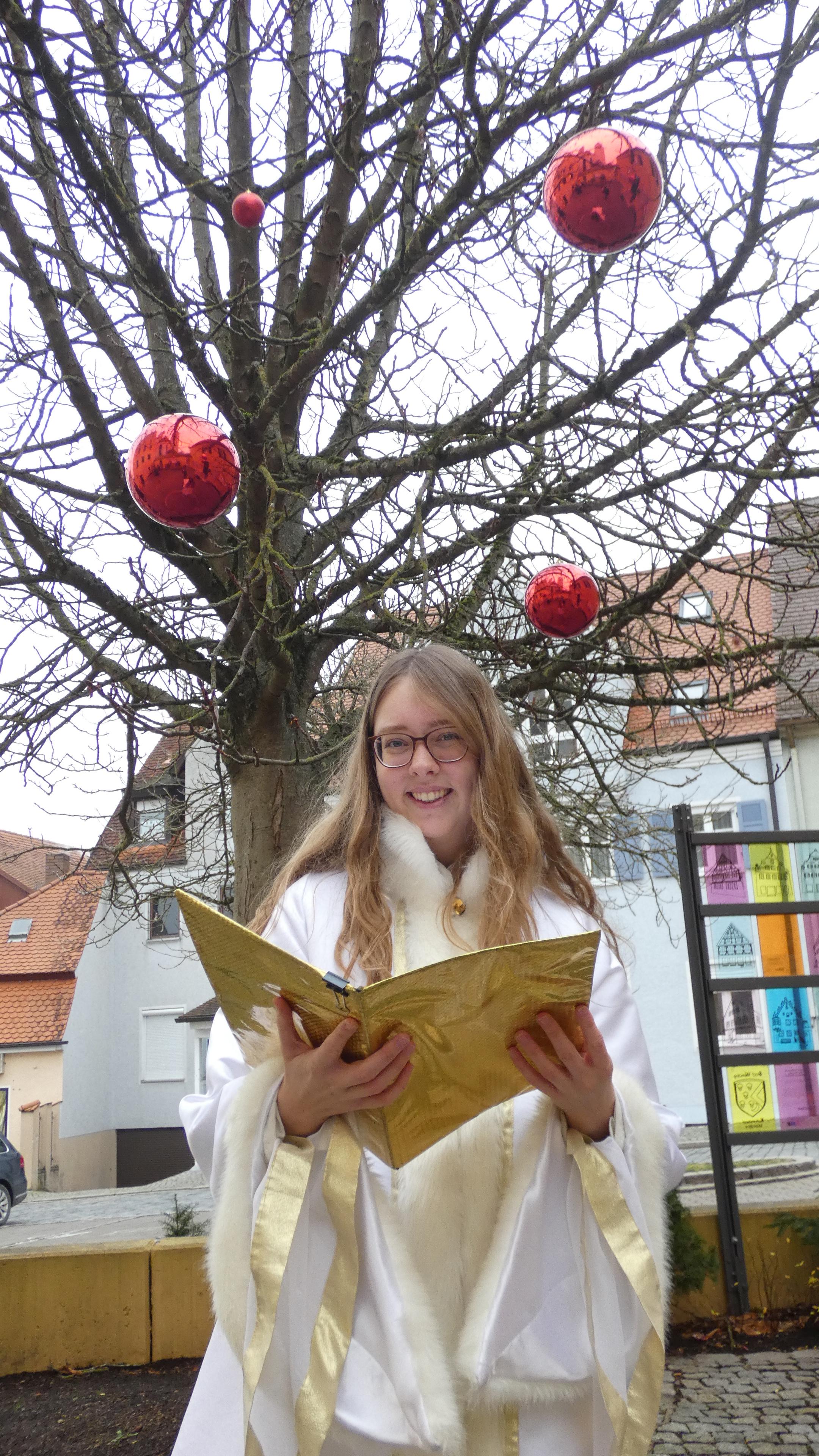 Lea Metzner ist Wemdings Himmelsbotin|Wemding|Donau-Ries-Aktuell