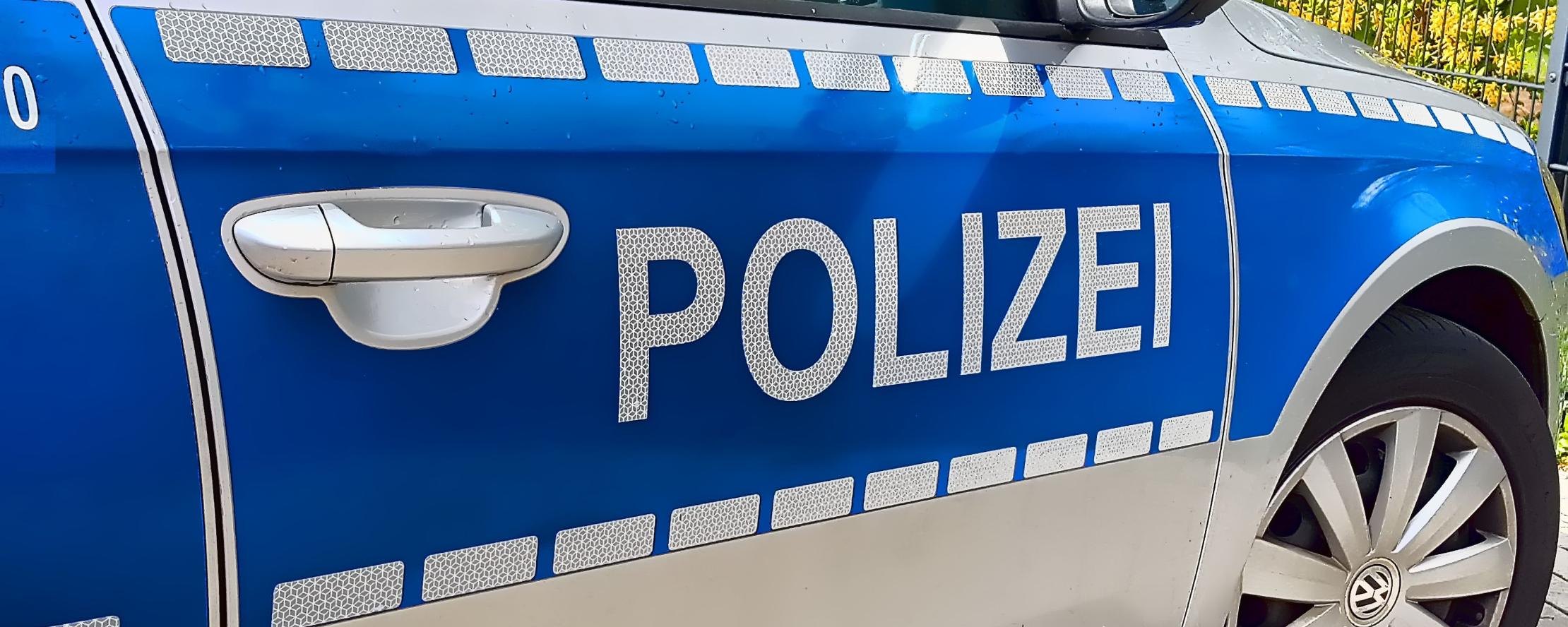 Pkw verliert Rad und kollidiert mit Lkw |Monheim|Donau-Ries-Aktuell