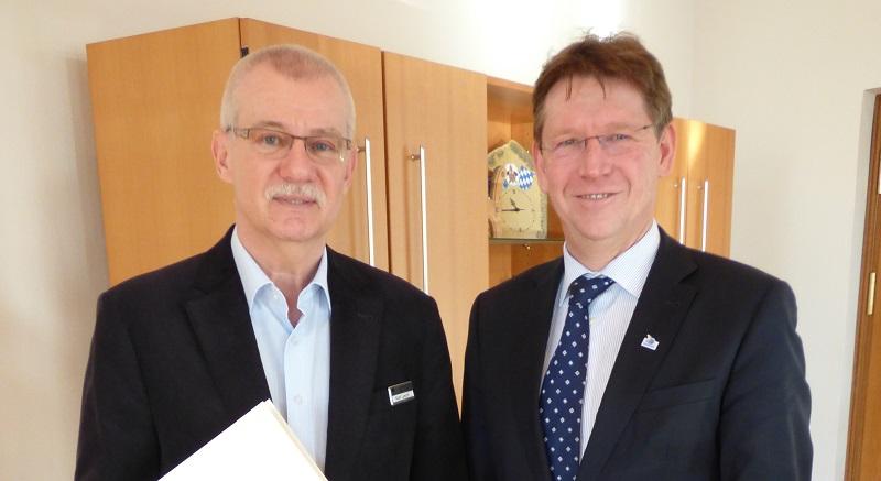 Karl Lasch in den Ruhestand verabschiedet|Donauwörth|Donau-Ries-Aktuell