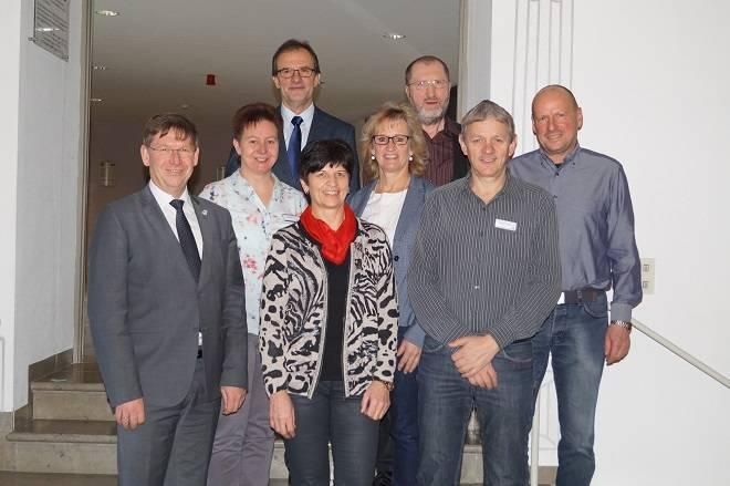 Dank für treuen Dienst - Landrat ehrt langjährige Mitarbeiter ...