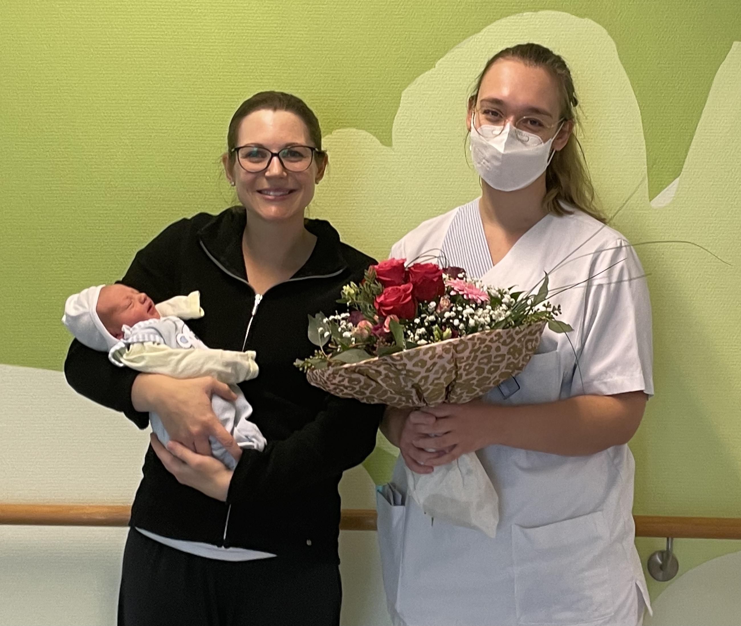 500. Baby in der Klinik Donauwörth geboren: Der Bub kommt aus Blindheim ...