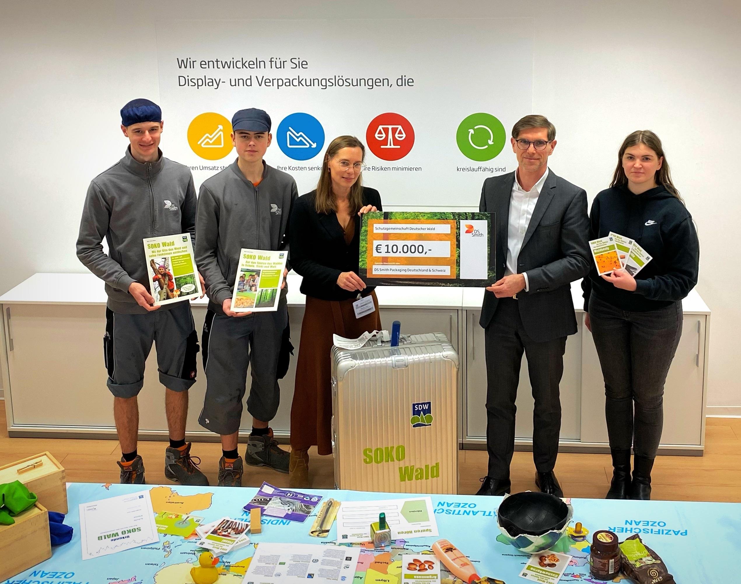 DS Smith spendet an die Schutzgemeinschaft Deutscher Wald|Landkreis ...