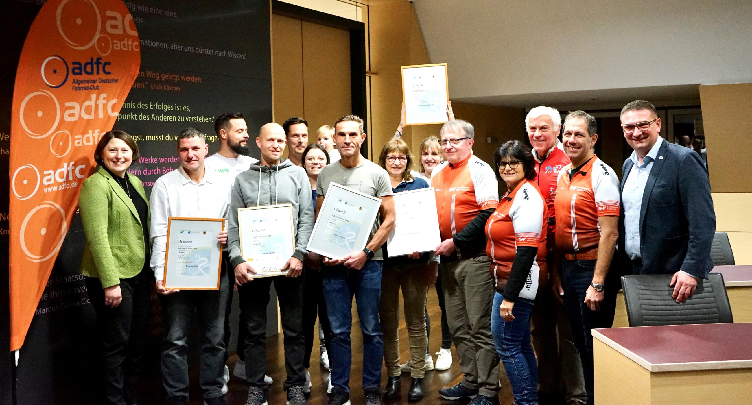 Landkreis übergibt Preise für Stadtradeln 2022|Landkreis|Donau-Ries-Aktuell