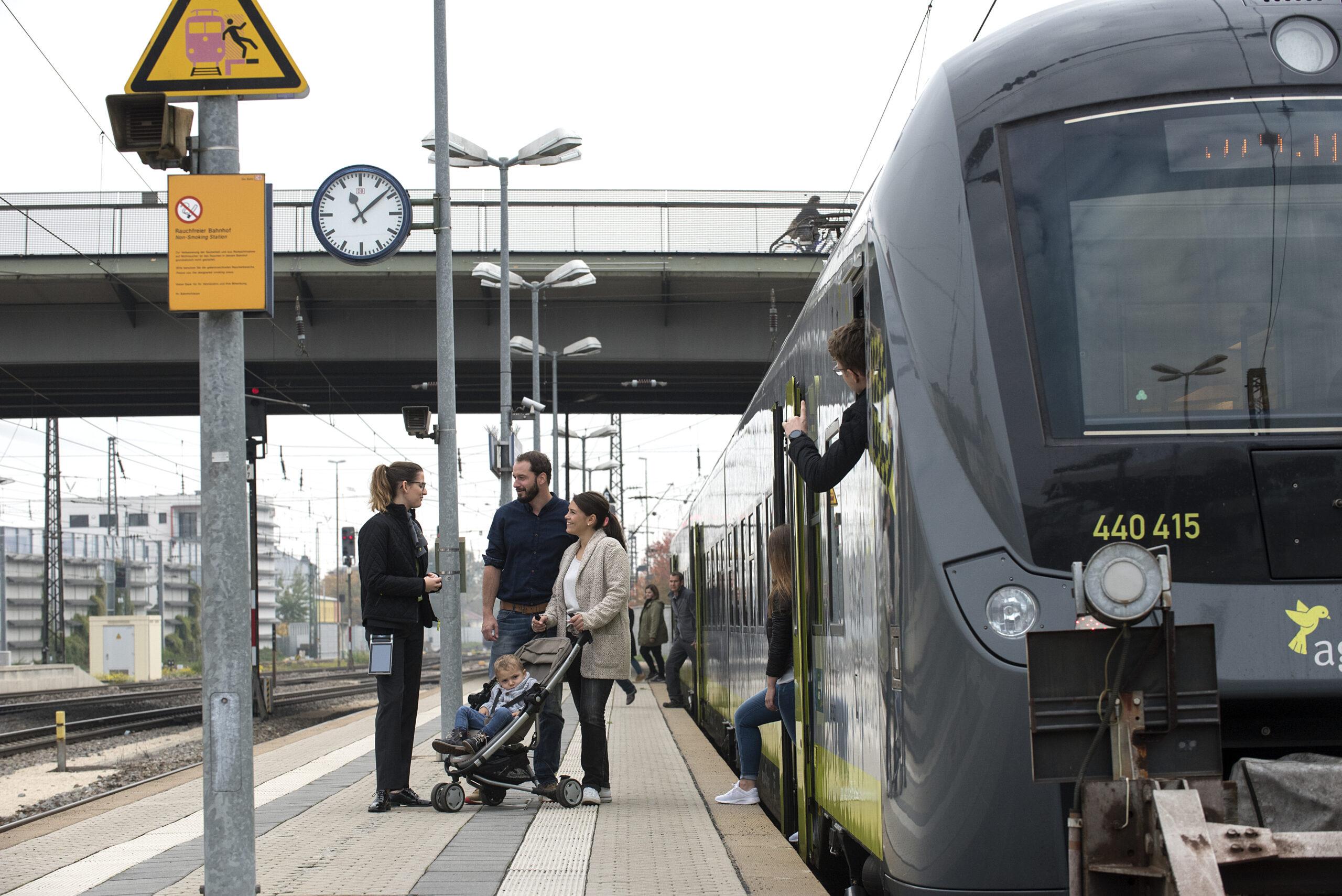 Neue Verbindungen, mehr Komfort: Mit dem Fahrplanwechsel startet der ...
