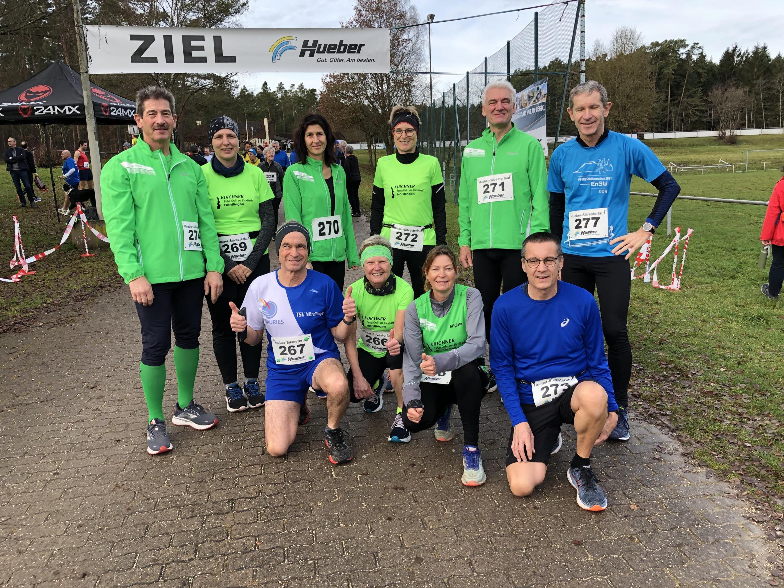 Nördlinger*innen nehmen am 13. Silvesterlauf in Pleinfeld teil ...