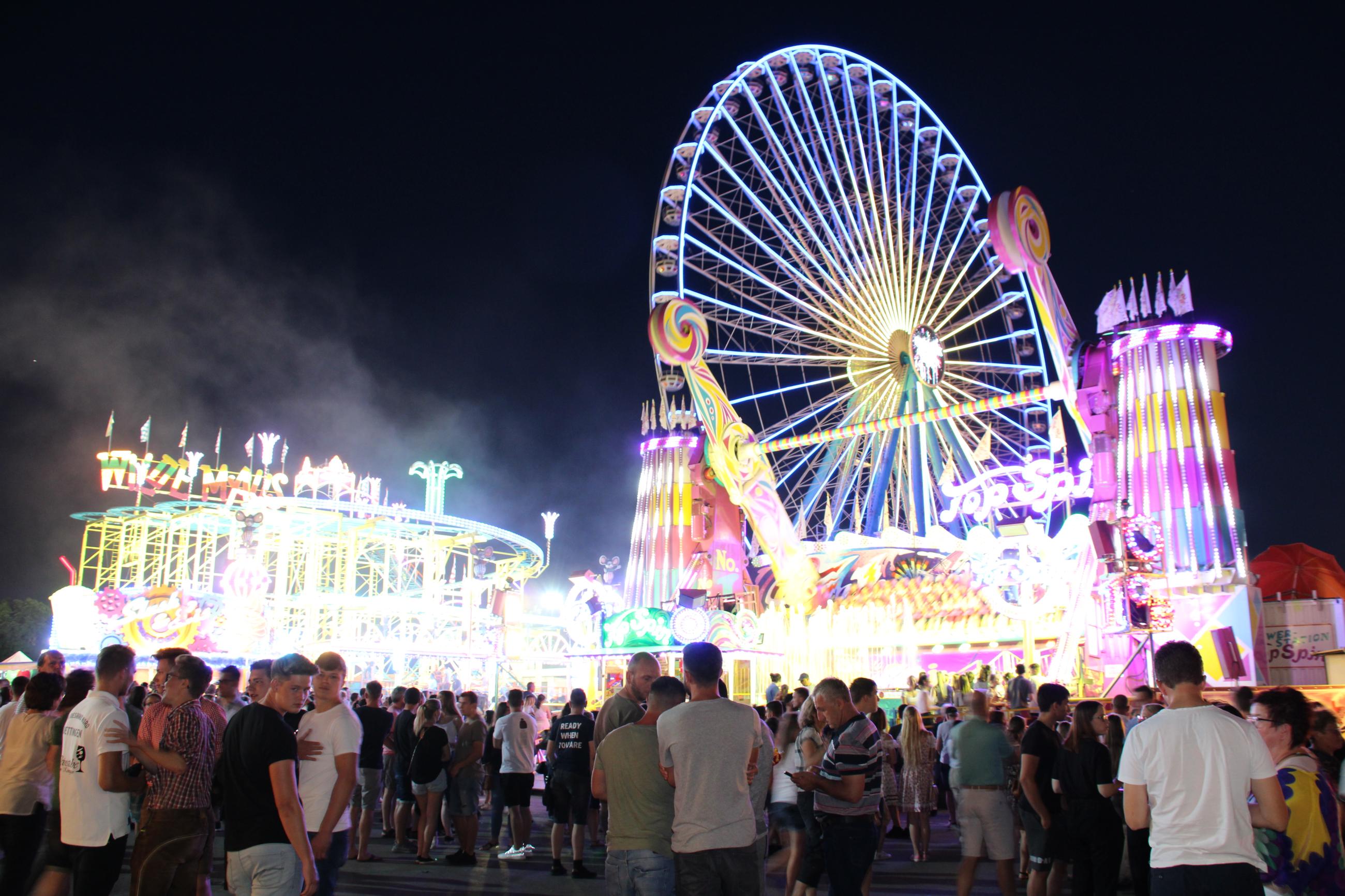 Peter und Petra Schöniger sind die Festwirte auf der Nördlinger Mess ...