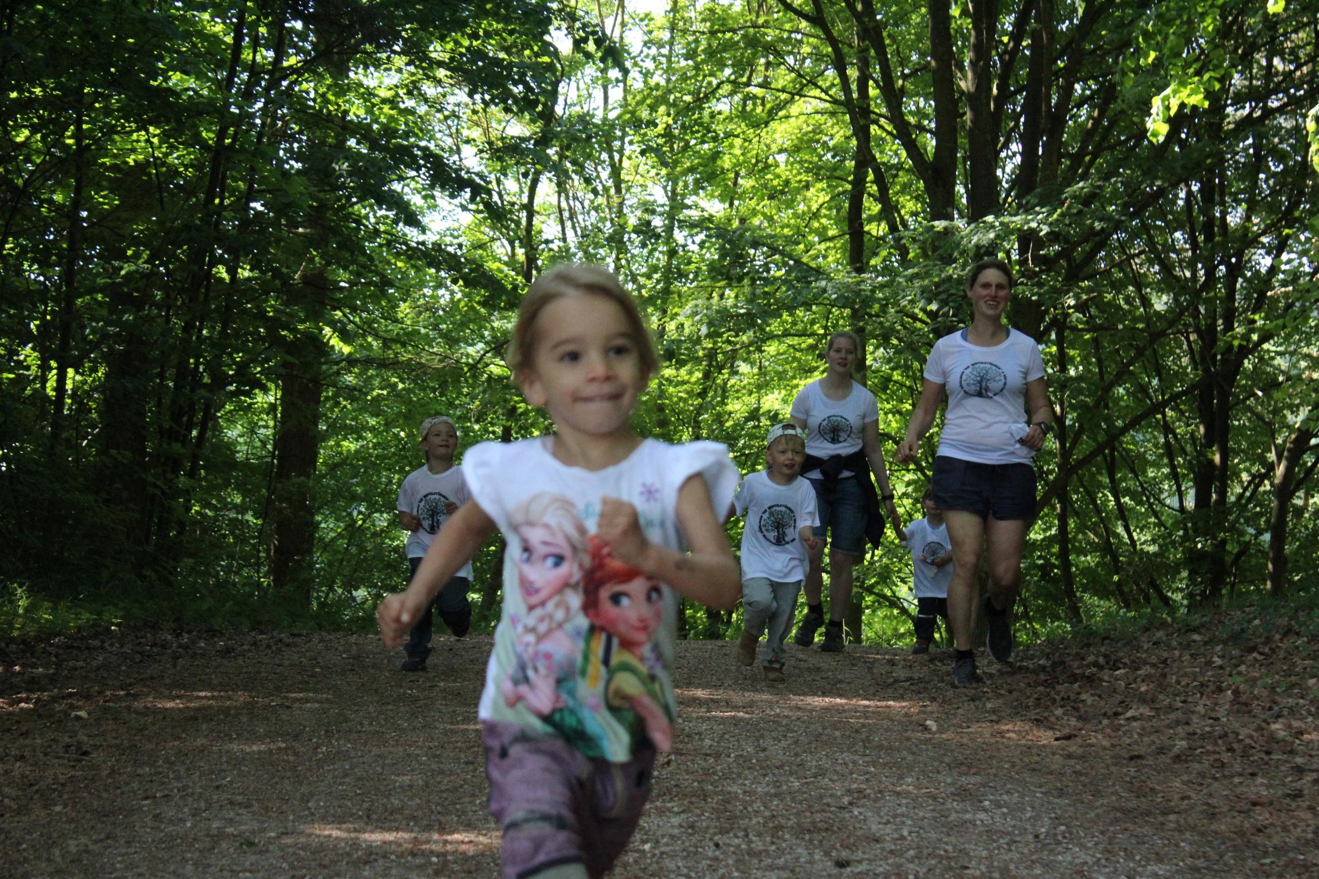 Nördlinger Waldkindergarten absolvierte Spendenlauf|Nördlingen|Donau ...