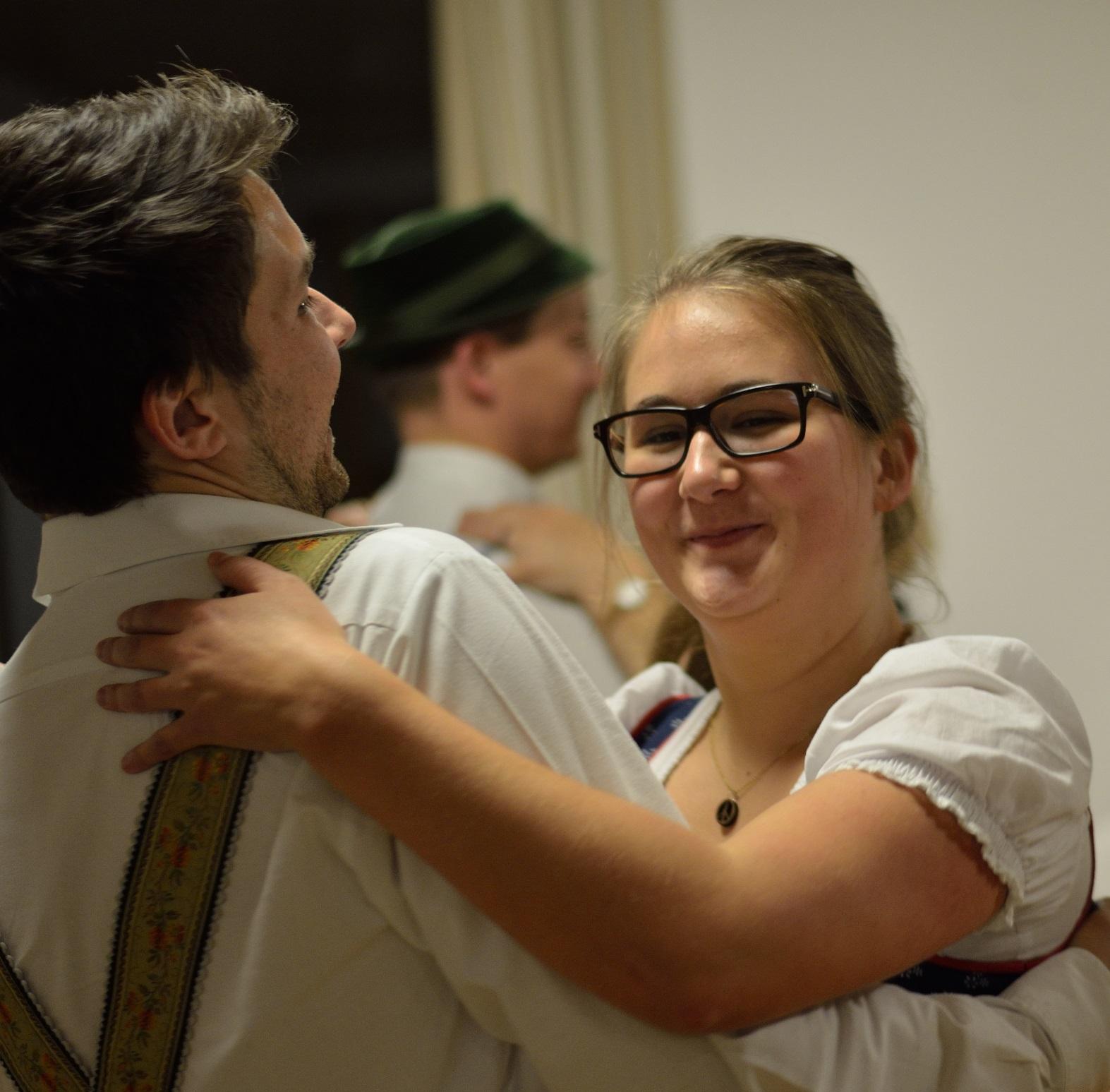 Kathreintanz im Ries|Maihingen|Donau-Ries-Aktuell