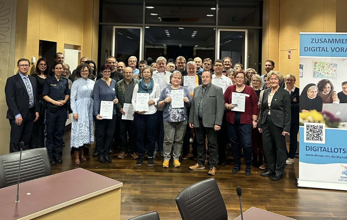 Neue Digitallotsen für den Landkreis Donau-Ries |Landkreis|Donau-Ries ...
