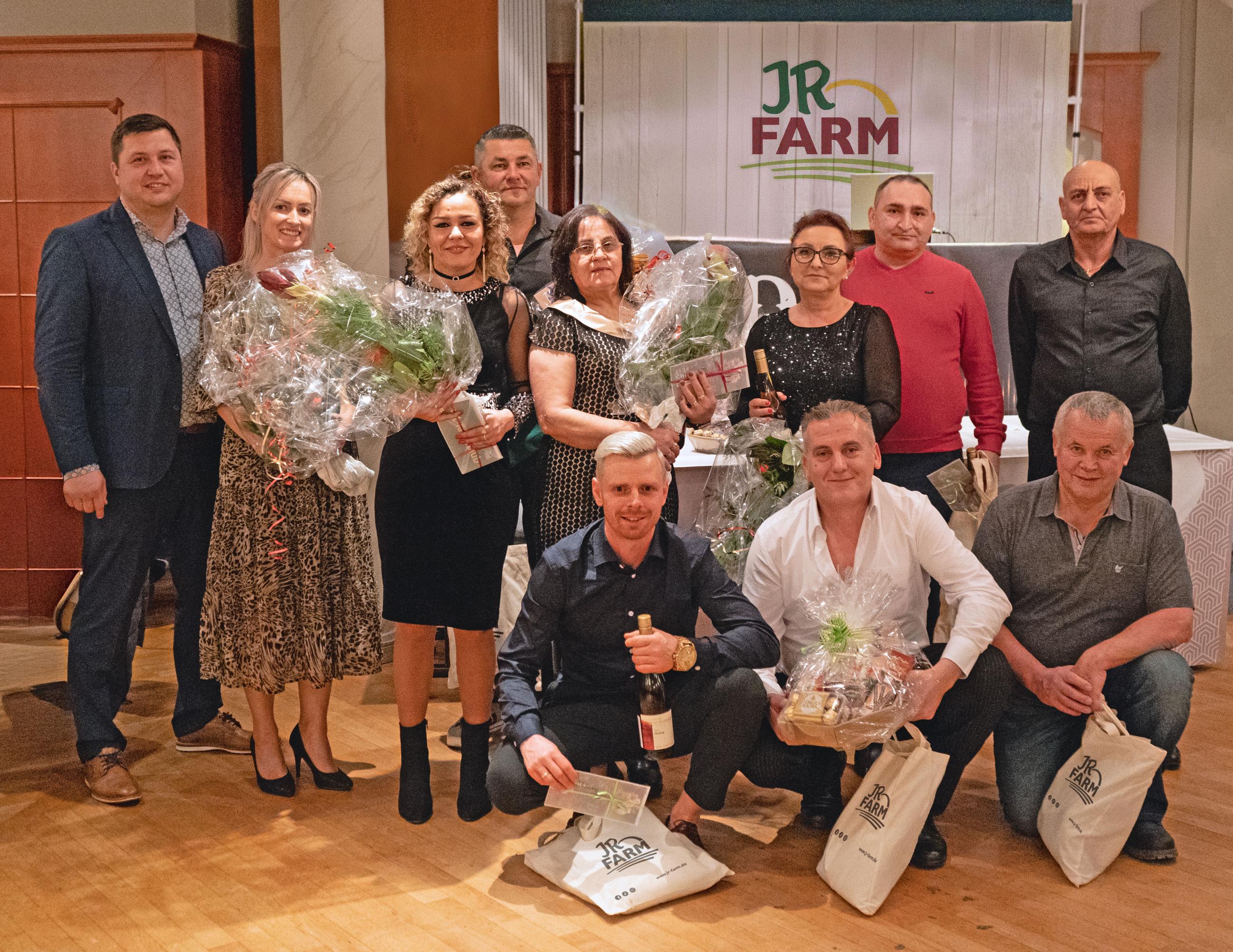 JR Farm dankt Mitarbeitern für langjährige Betriebszugehörigkeit ...