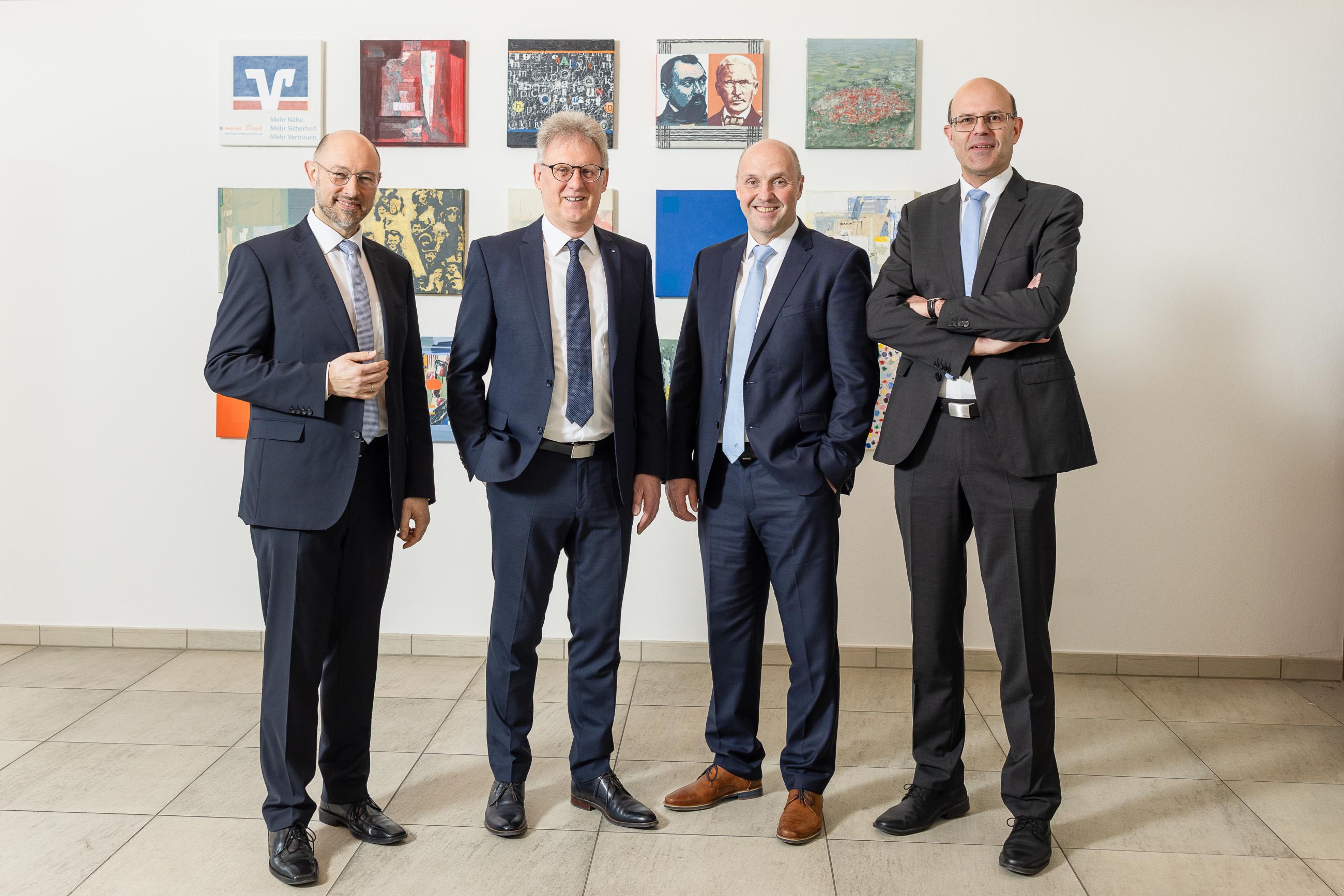 Historische Fusion beschlossen: Zwei Banken, eine Vision|Landkreis ...