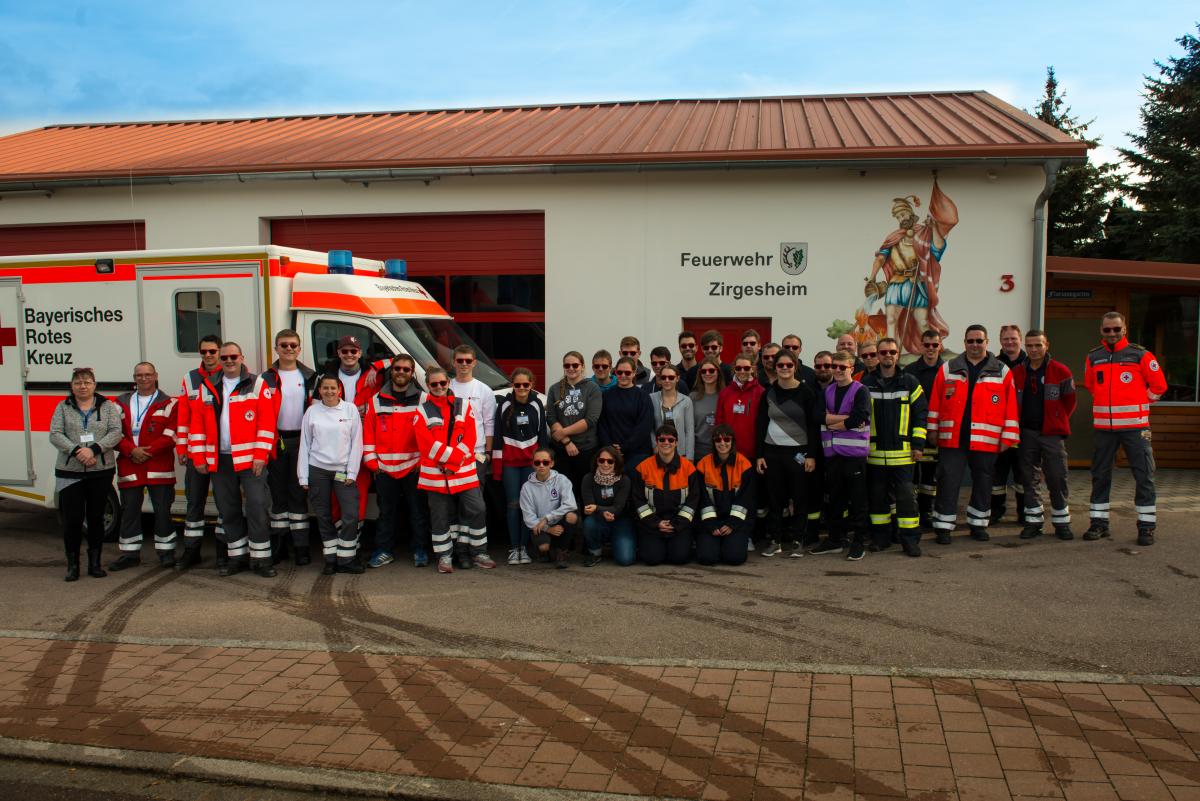 BRK und Feuerwehr üben gemeinsam|Donauwörth|Donau-Ries-Aktuell