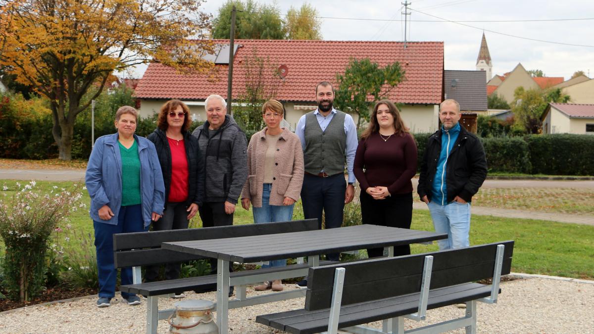 Neues „Milchbänkle“ in Alerheim |Alerheim|Donau-Ries-Aktuell